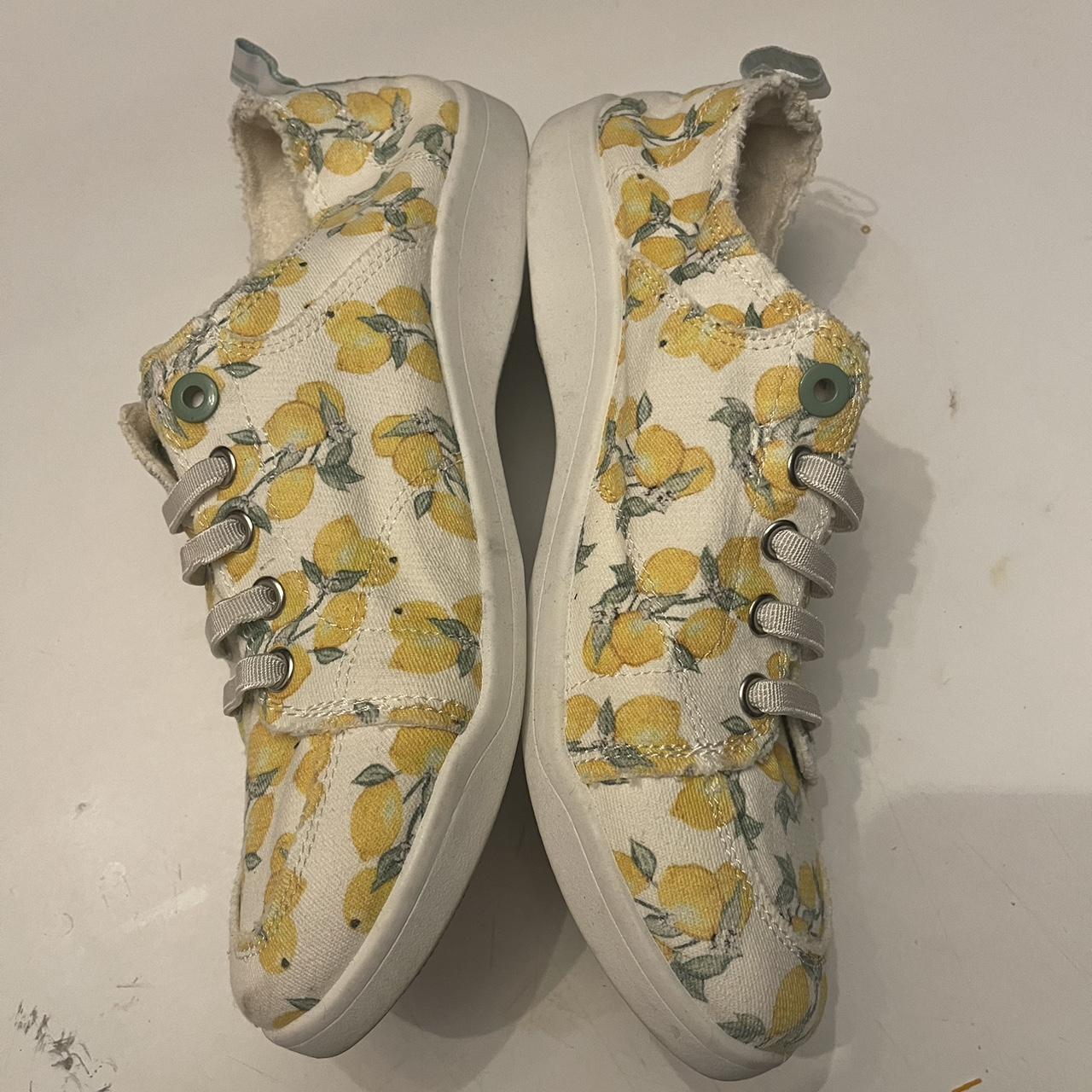Vionic Women's White and Yellow Trainers | Depop