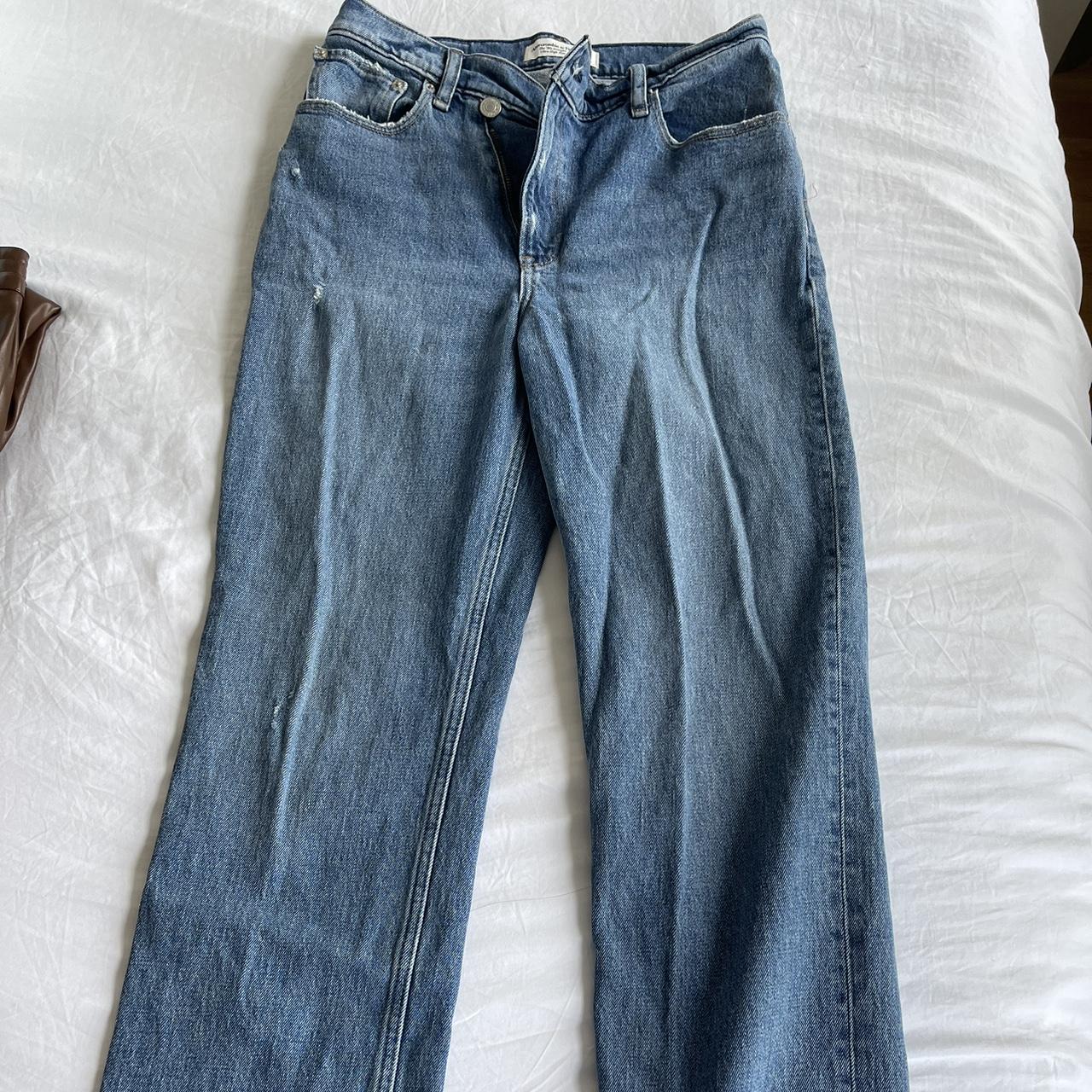 Abercrombie 90s ultra high rise jeans- like new-... - Depop