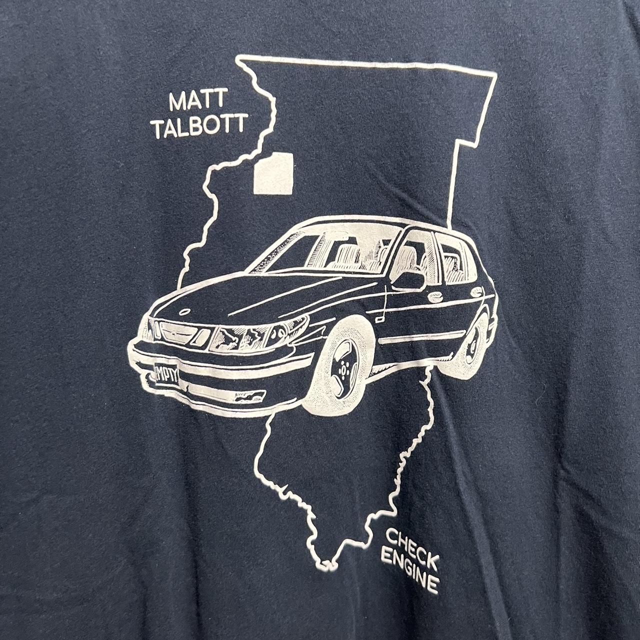 HUM Men's Navy and White T-shirt | Depop