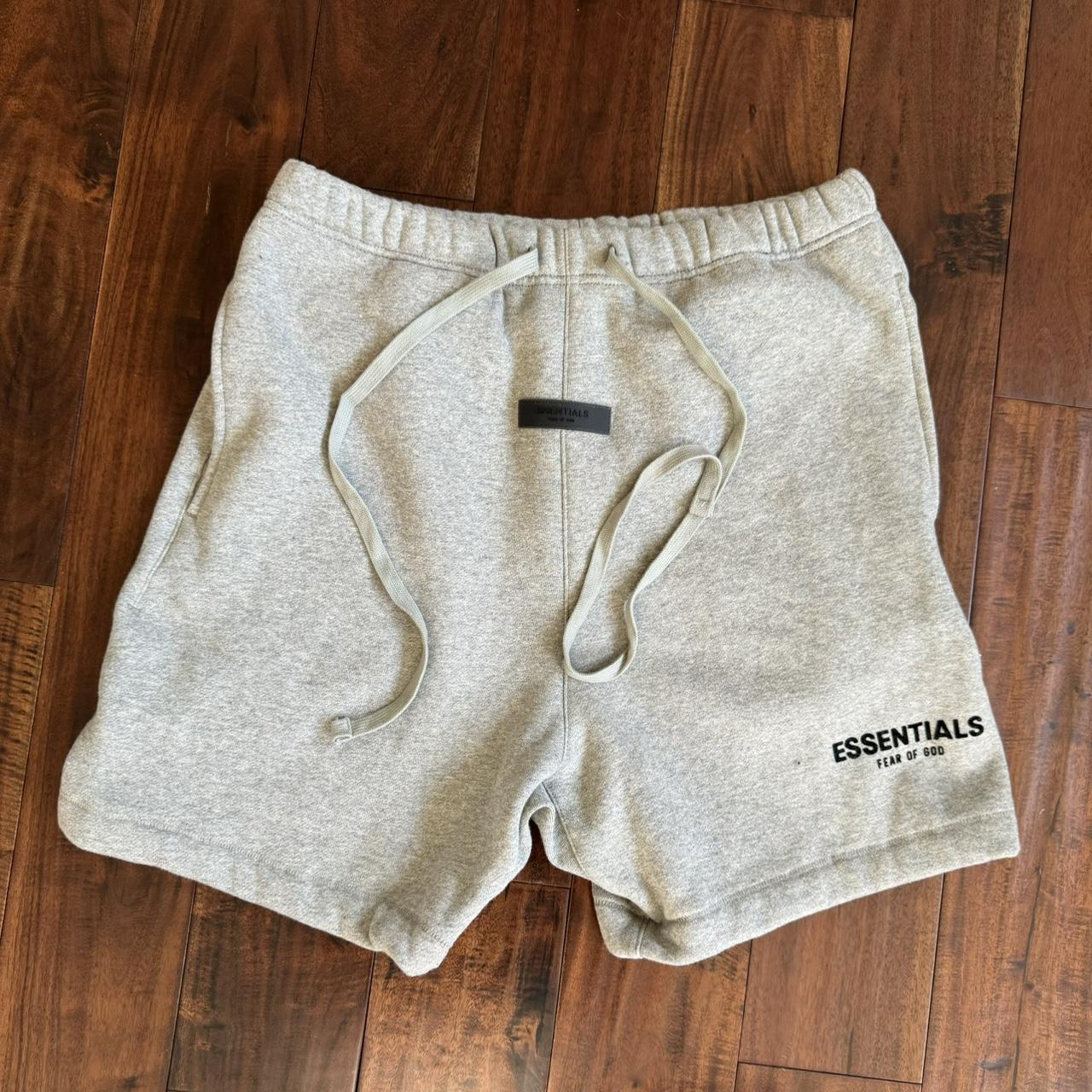 Essential shorts Dark oatmeal Size XL Tried on - Depop
