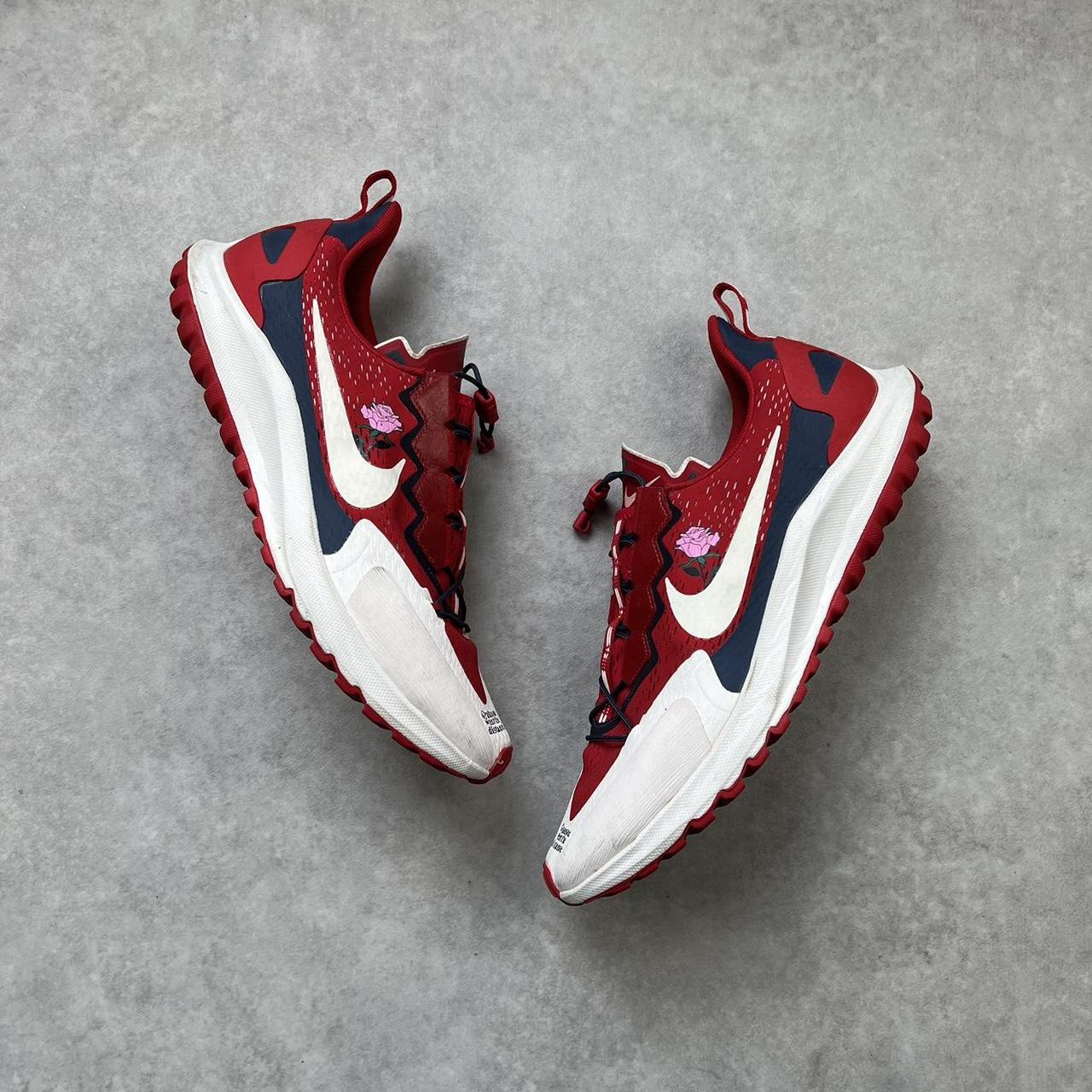 Nike Men's Red Trainers | Depop