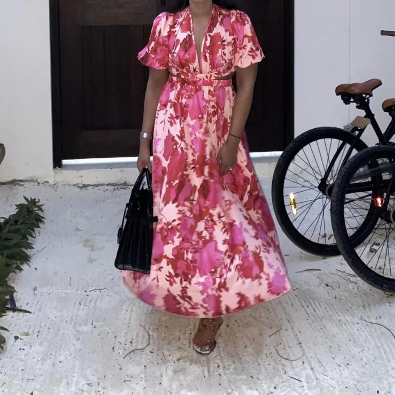 Lovely pink dress with side cut outs size medium - Depop