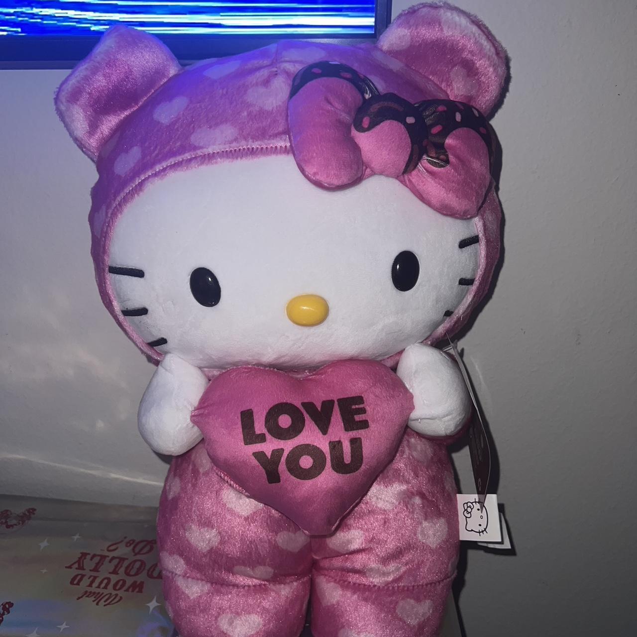Hello Kitty Valentines Greeter NWT hello kitty with... - Depop