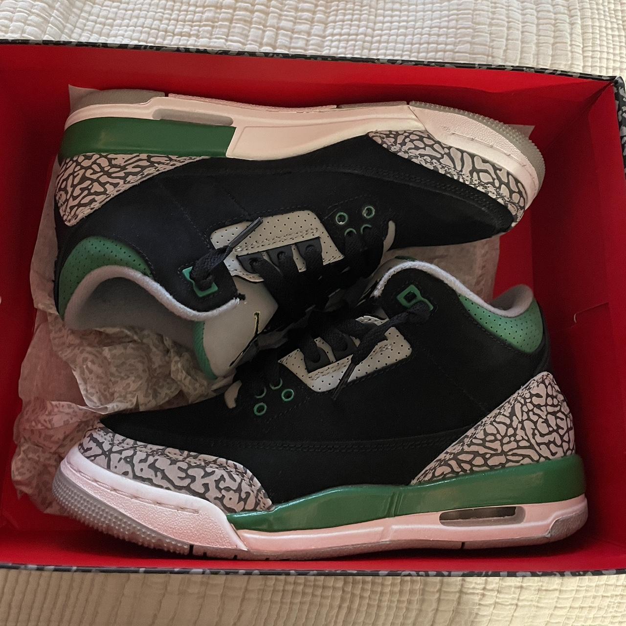 Pine Green 3s Size 5.5/7W 9/10 Cond. just don’t... - Depop