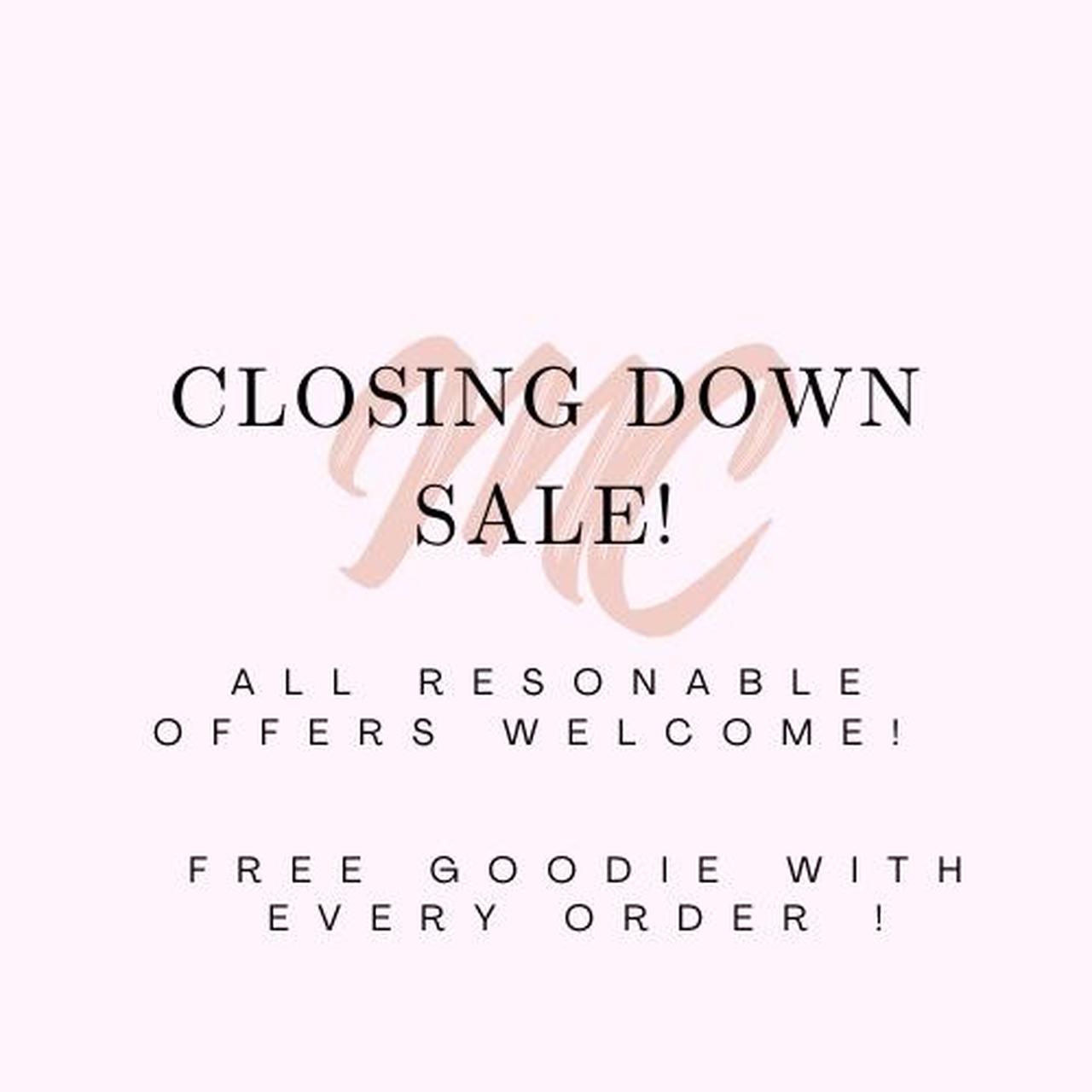 Closing down jewellery sale store