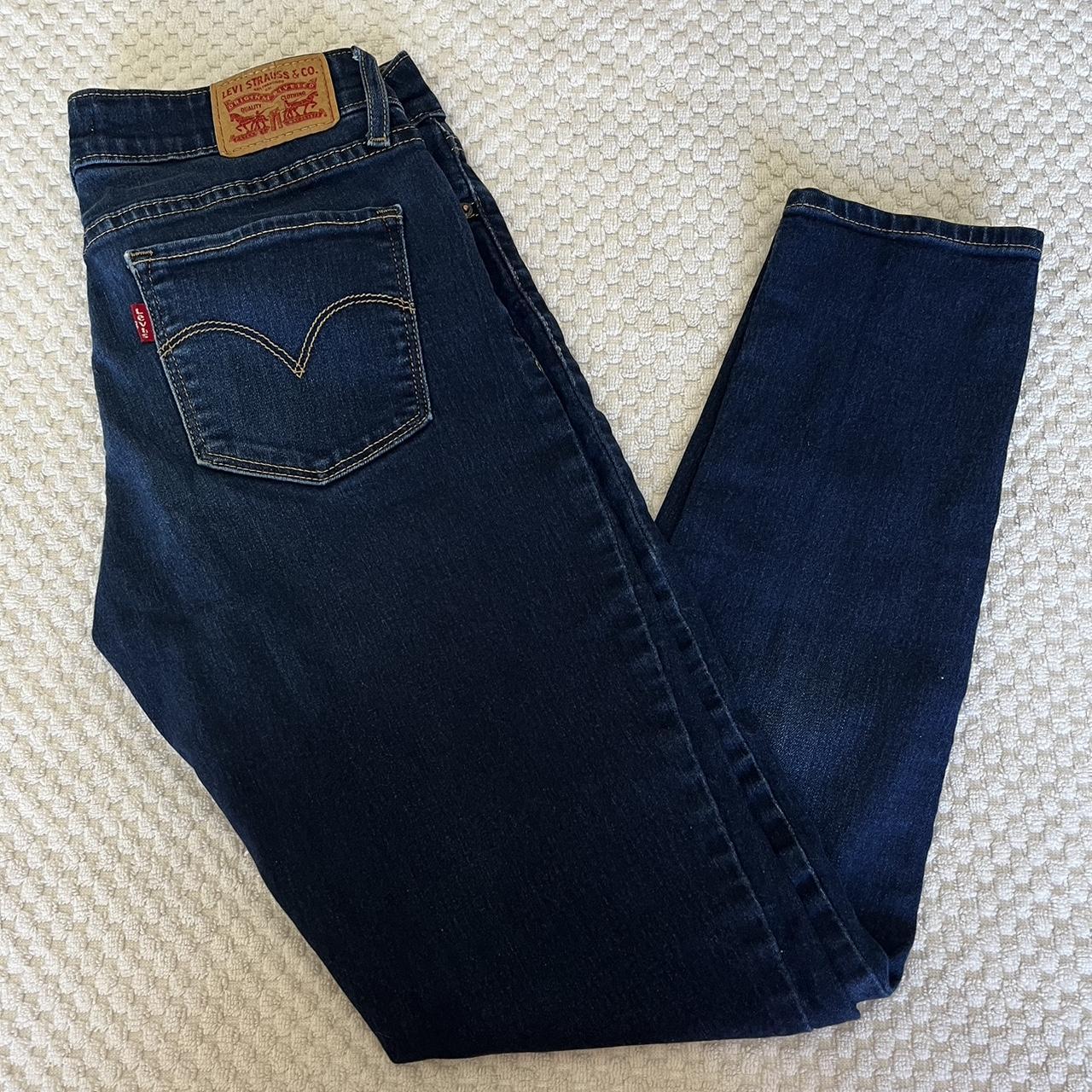 💙Dark wash 711 Levi’s Skinny Jeans 💙Size :... - Depop