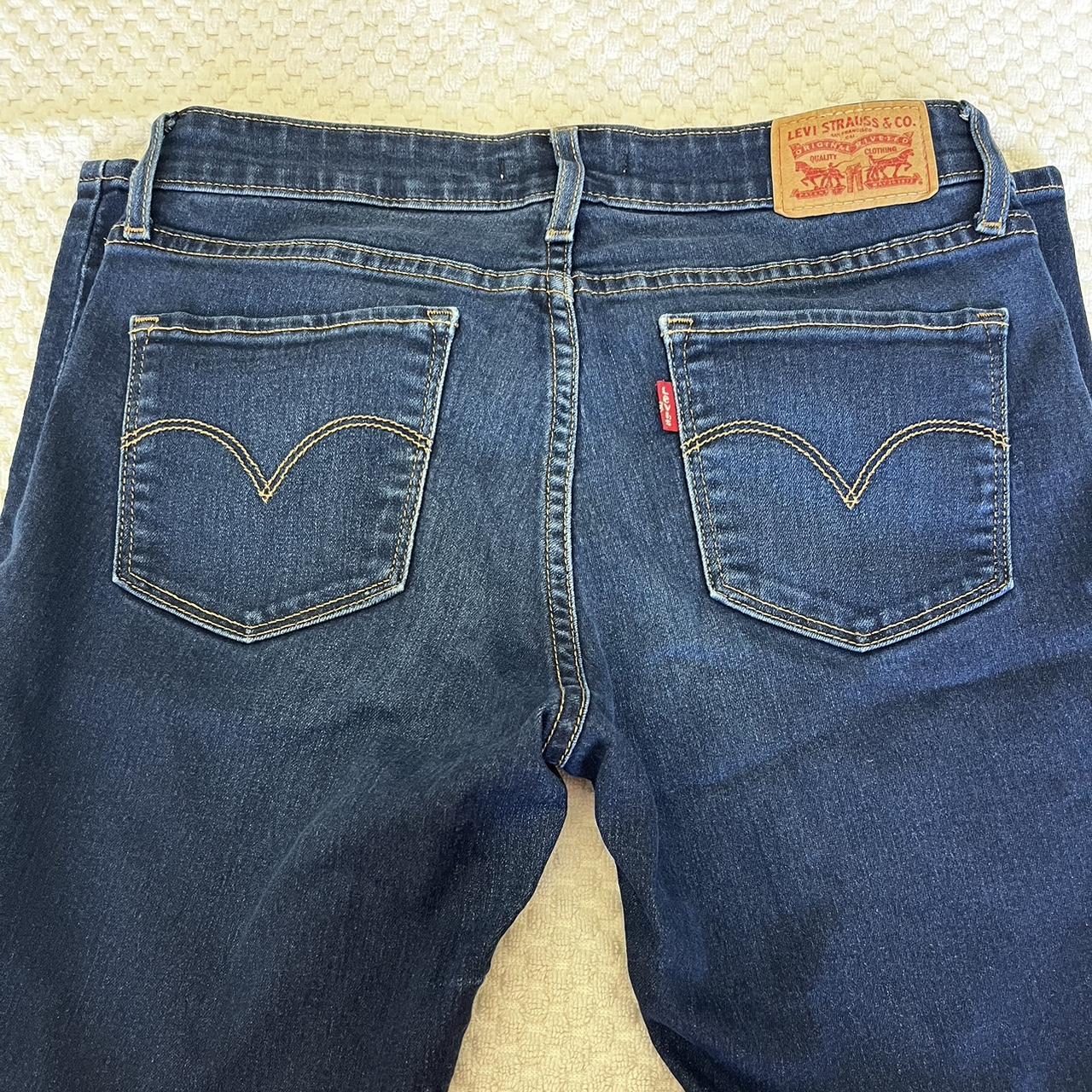 💙Dark wash 711 Levi’s Skinny Jeans 💙Size :... - Depop