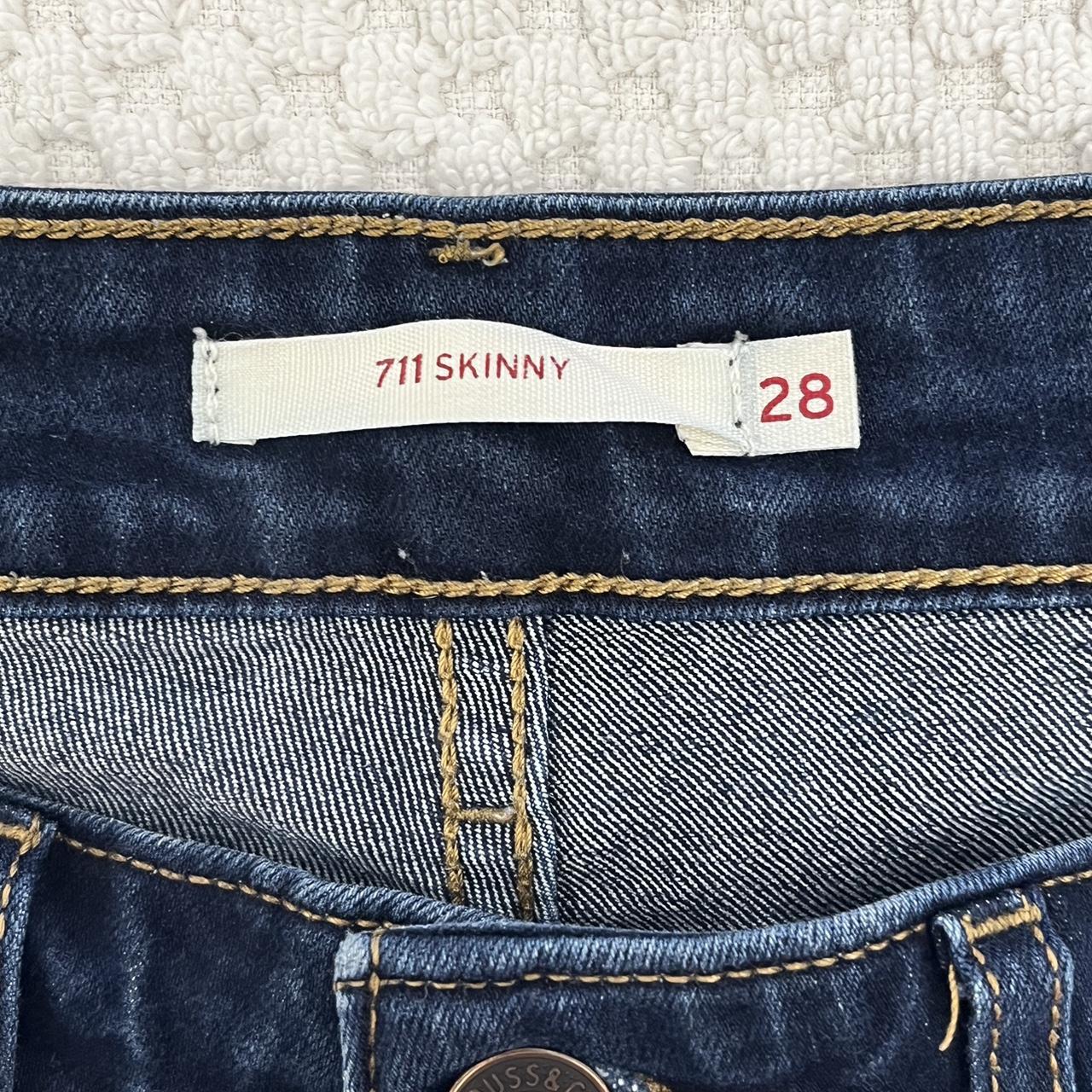 💙Dark wash 711 Levi’s Skinny Jeans 💙Size :... - Depop