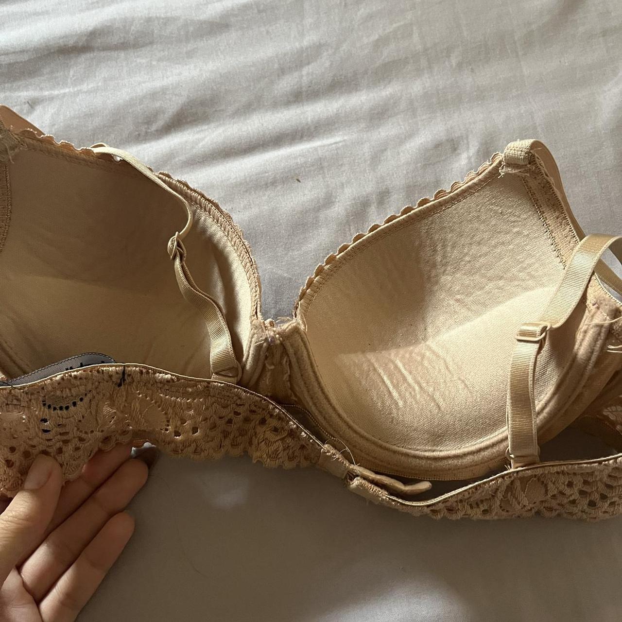 Charlotte Russe Women's Tan and Cream Bra | Depop