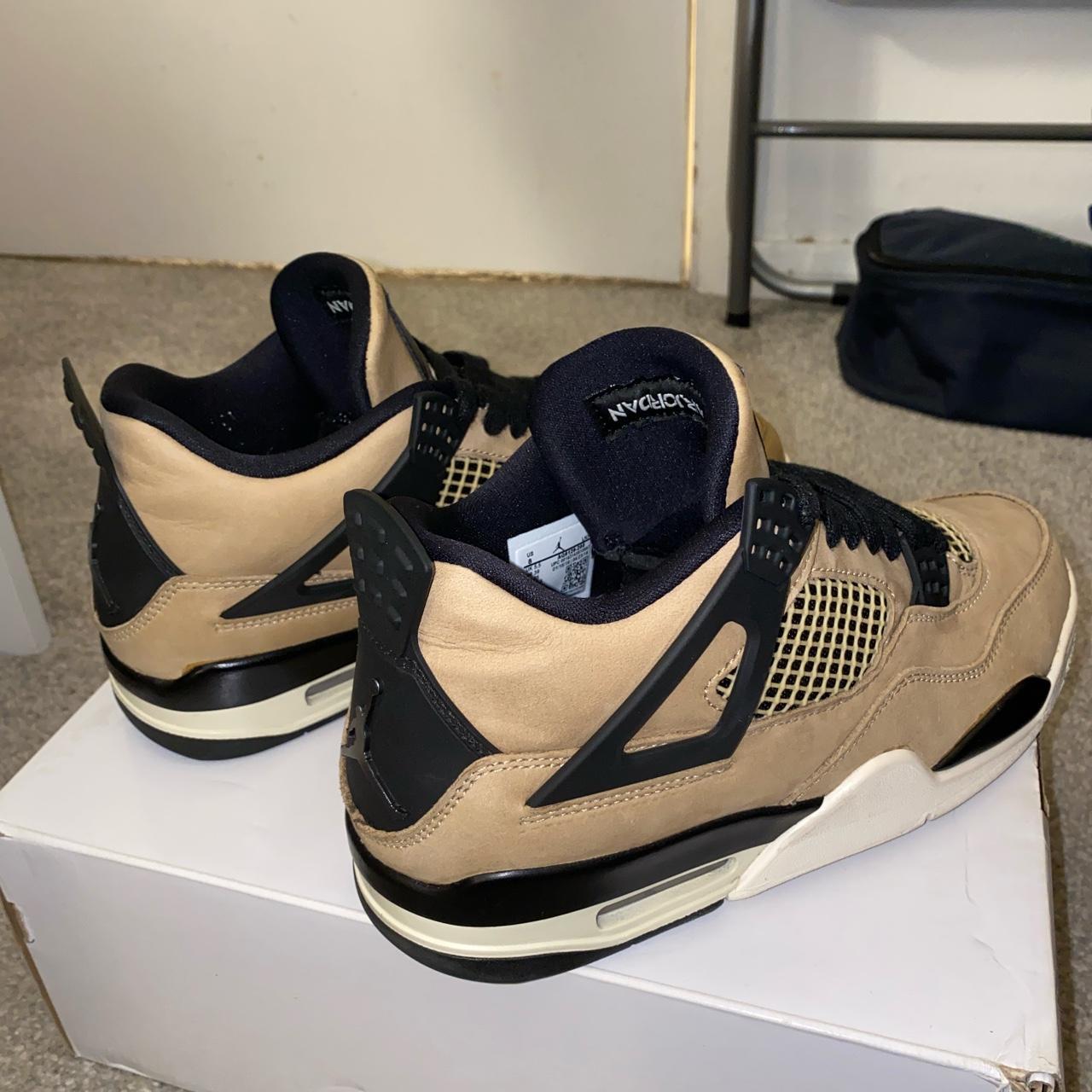 Jordan Women's Tan and Black Trainers | Depop