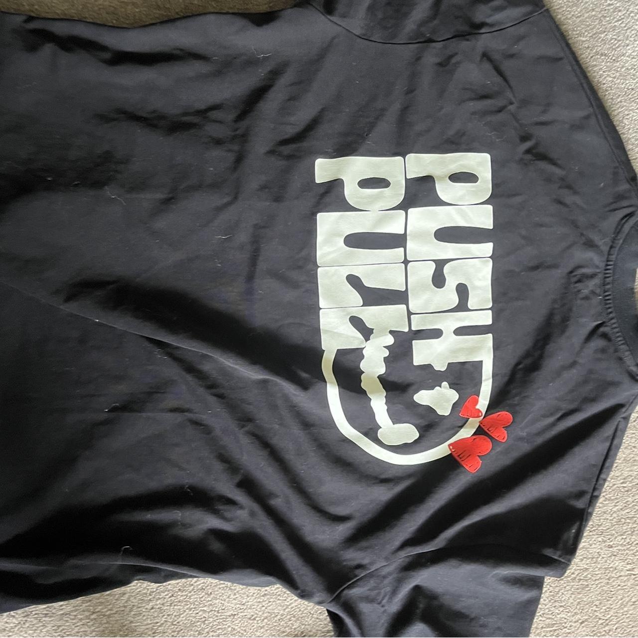 Push pull tshirt - Depop