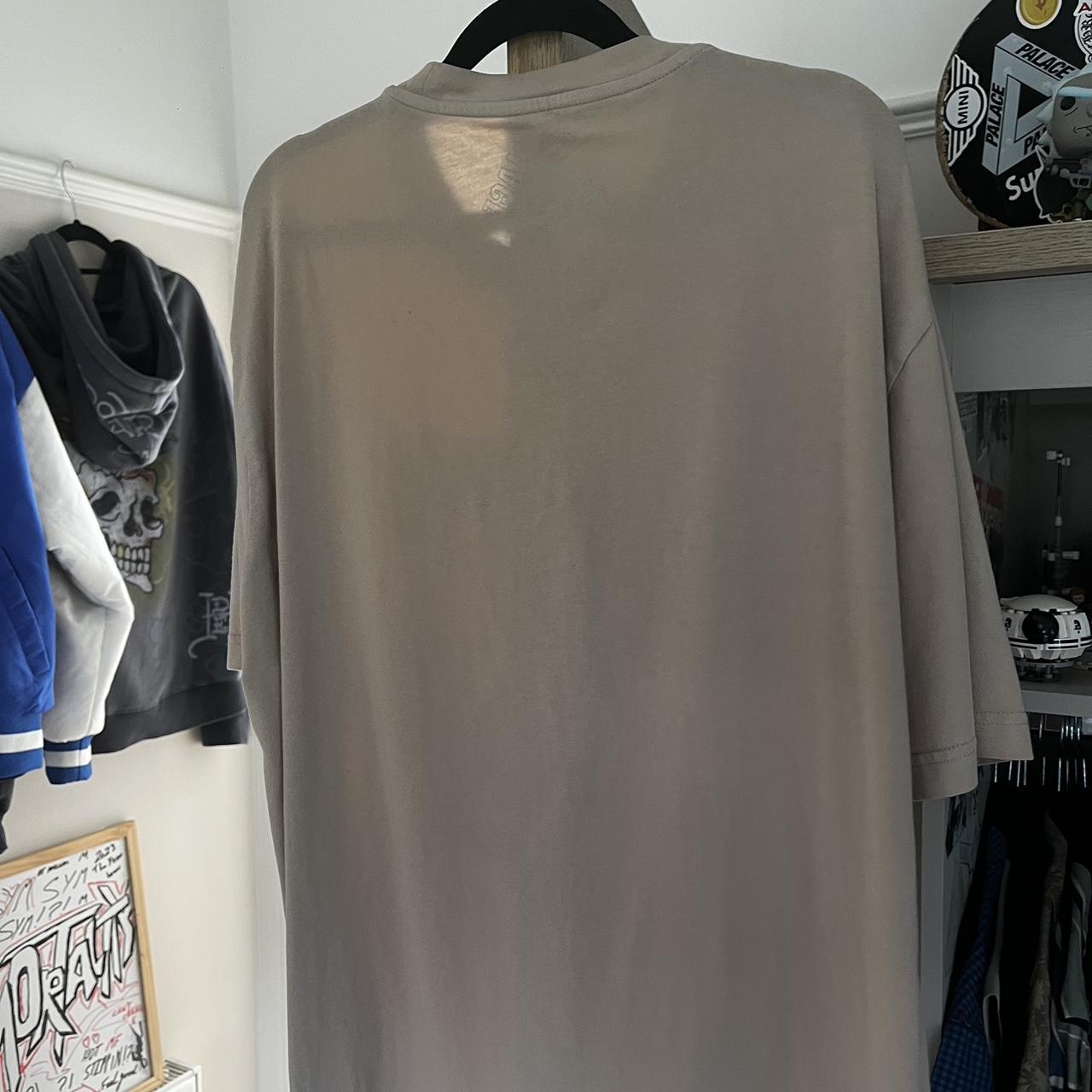 PALACE TEE GREAT PIECE LOVE THE PRINT AMAZING... - Depop