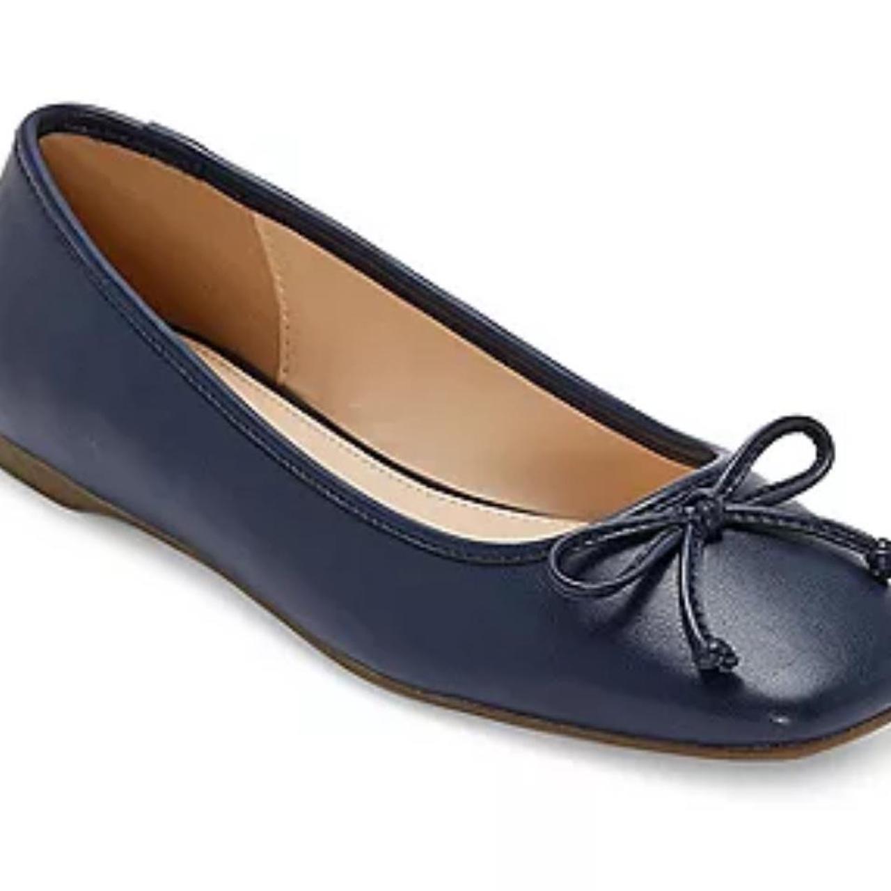 Navy Blue ballet flats with bow detail Size: 6... - Depop