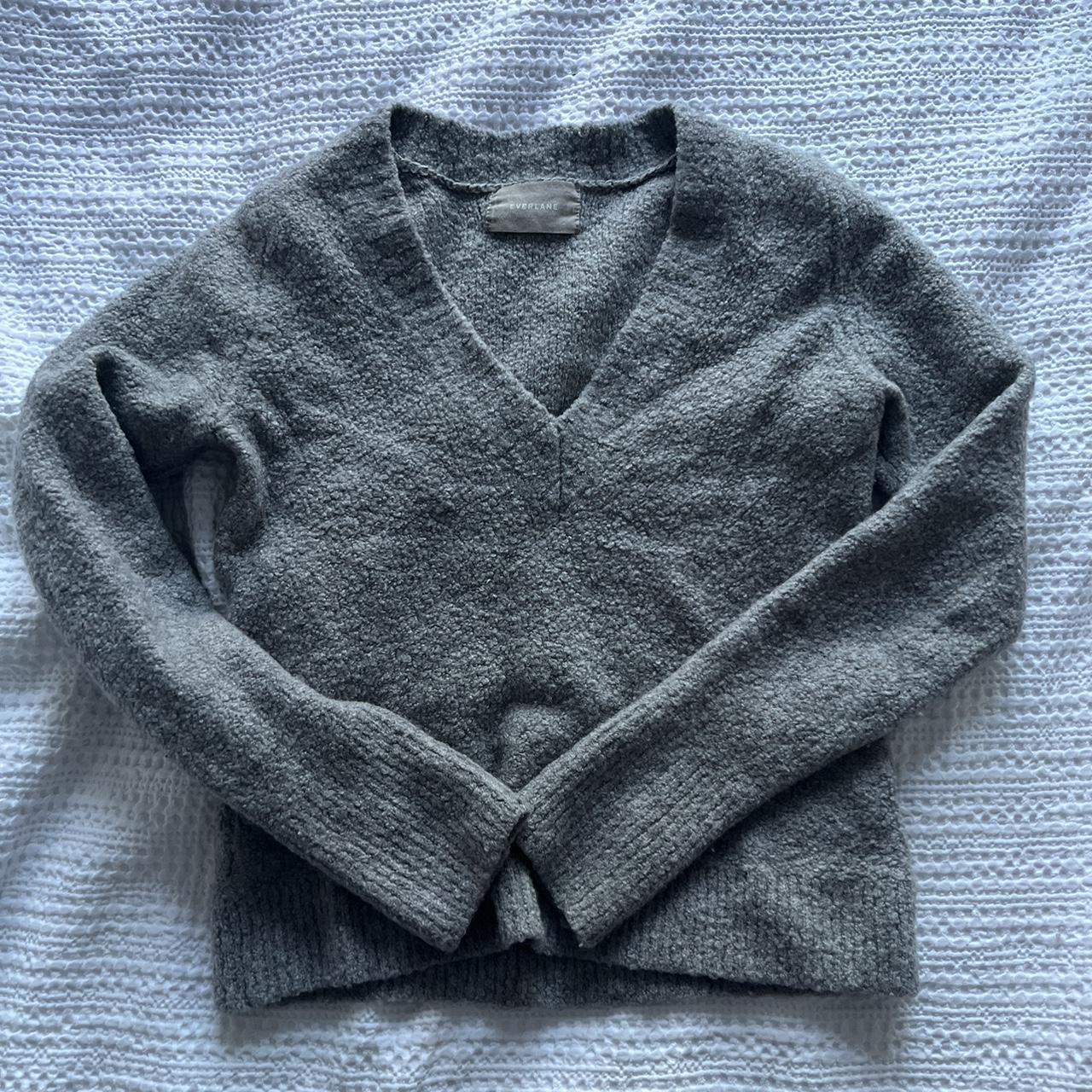 Everlane grey / gray sweater - Depop