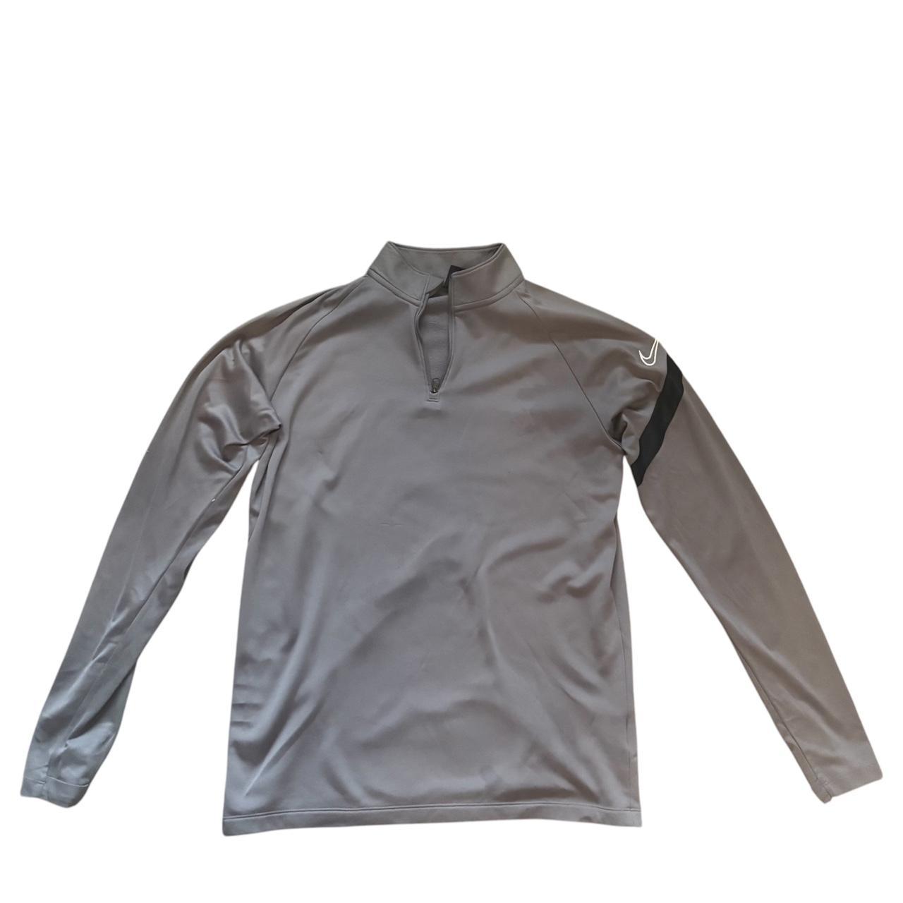 Nike Dri Fit Grey (M) Perfect condition - Depop