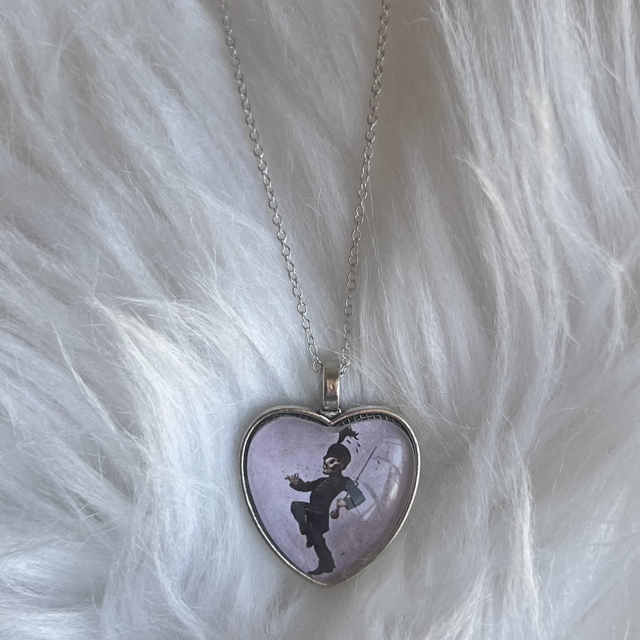 the black parade pepe heart pendant necklace!