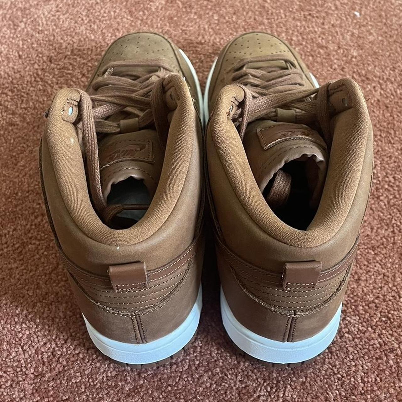 BRAND NEW Women’s Nike hightop dunks - Depop