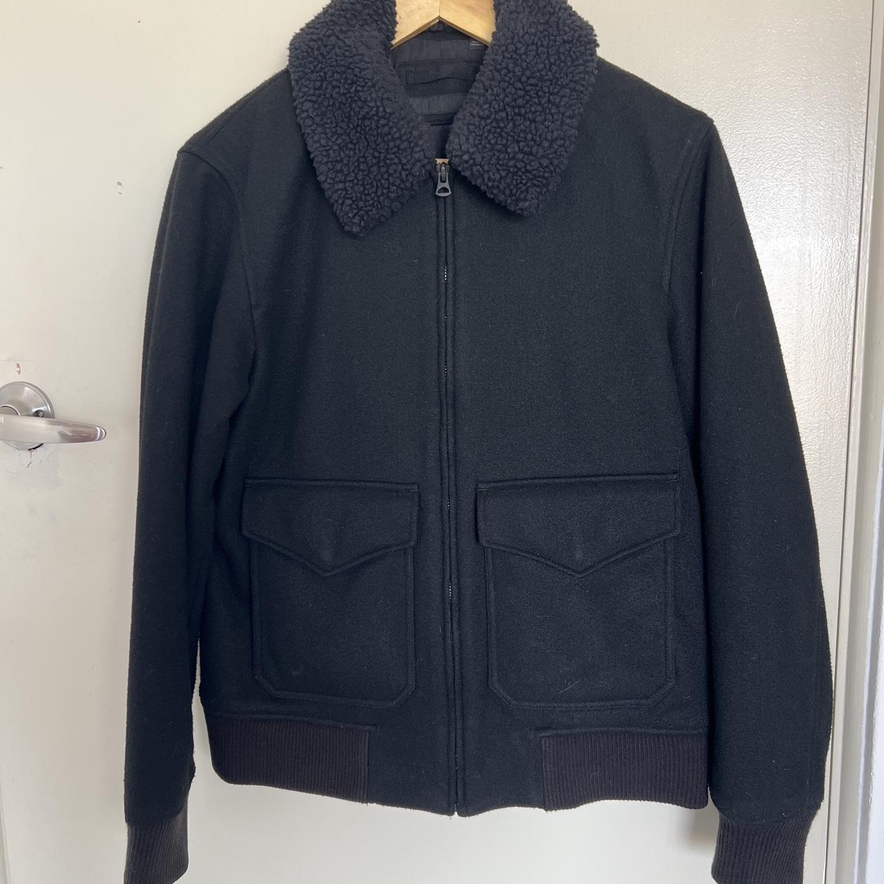 Uniqlo Men’s Sherpa Jacket Really great material... - Depop