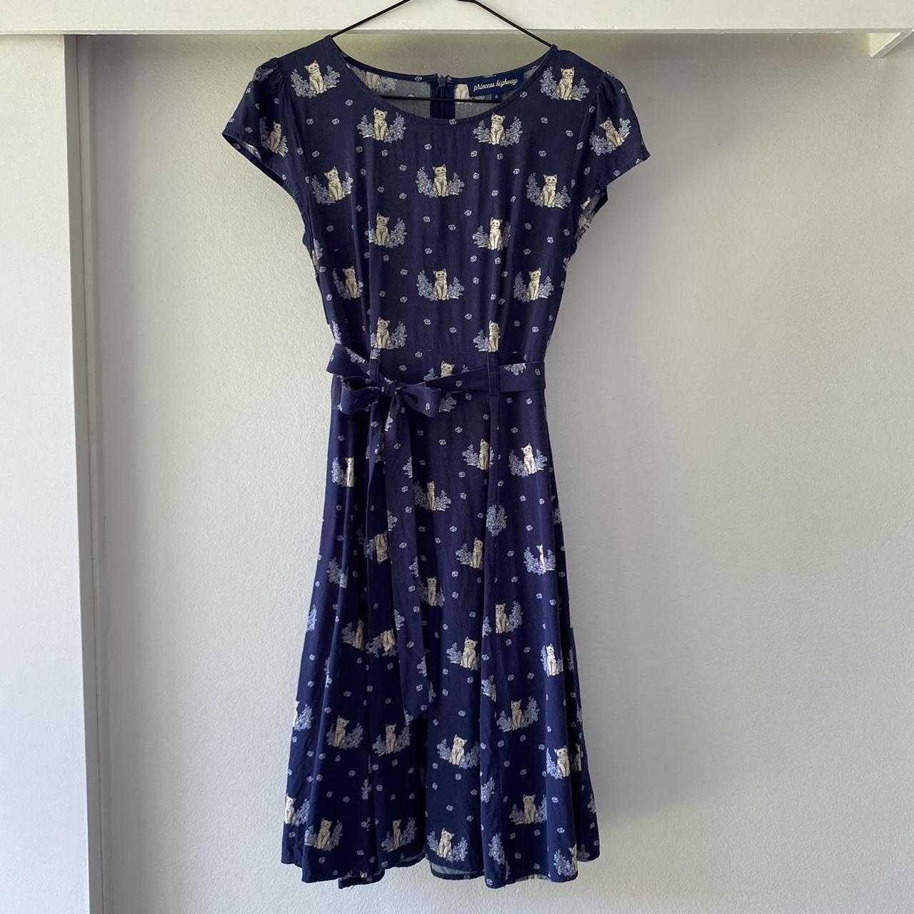 Princess Highway cat dress - Size 6 🐱🌸🌼 This has... - Depop