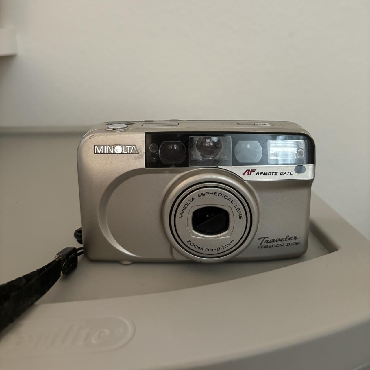 Minolta Freedom Zoom Traveler Film Camera - Depop