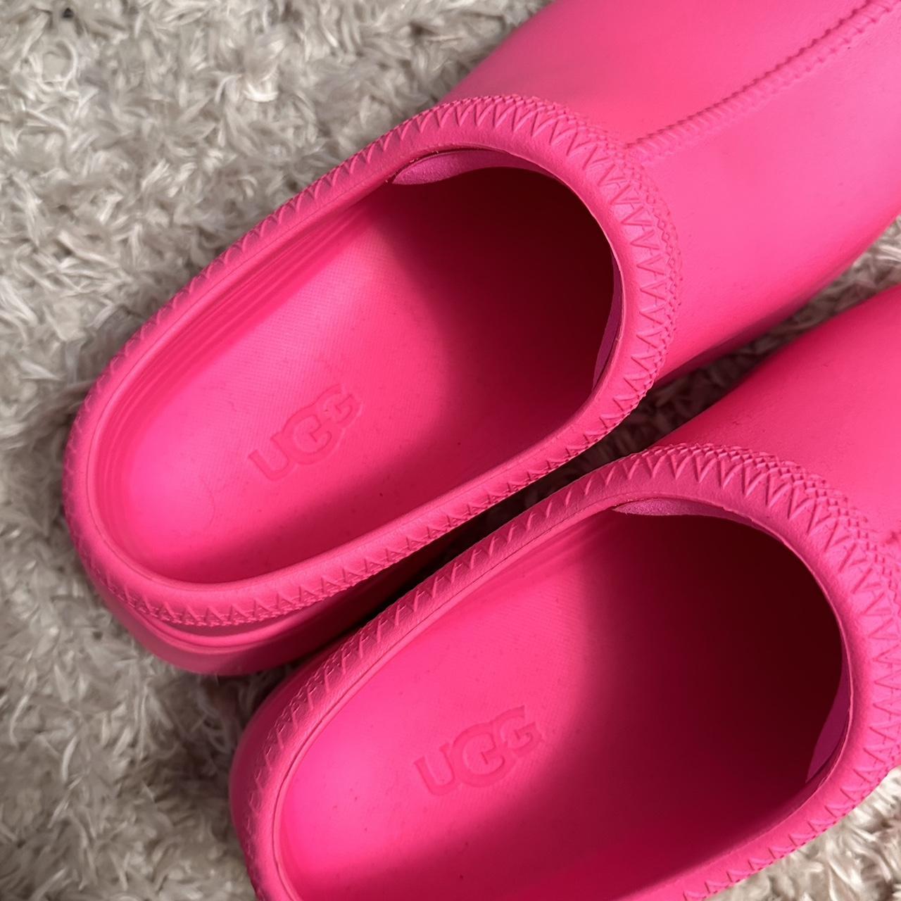 HOT PINK Ugg rubber clogs. So comfy and fun!!! I... - Depop