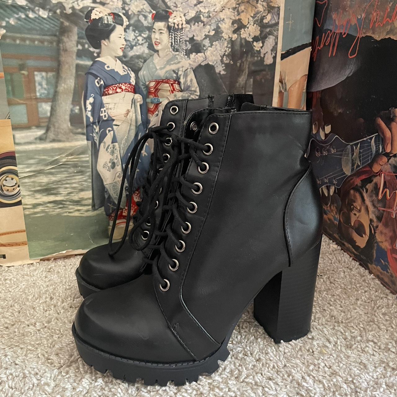 soda lace up boots - Depop