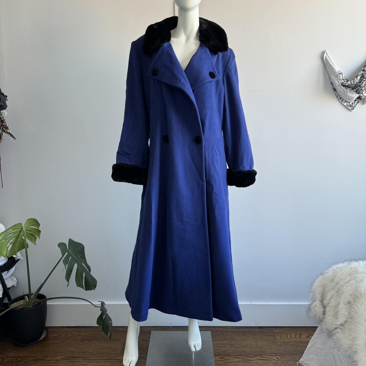 Sherpa lined royal blue full length coat - Depop