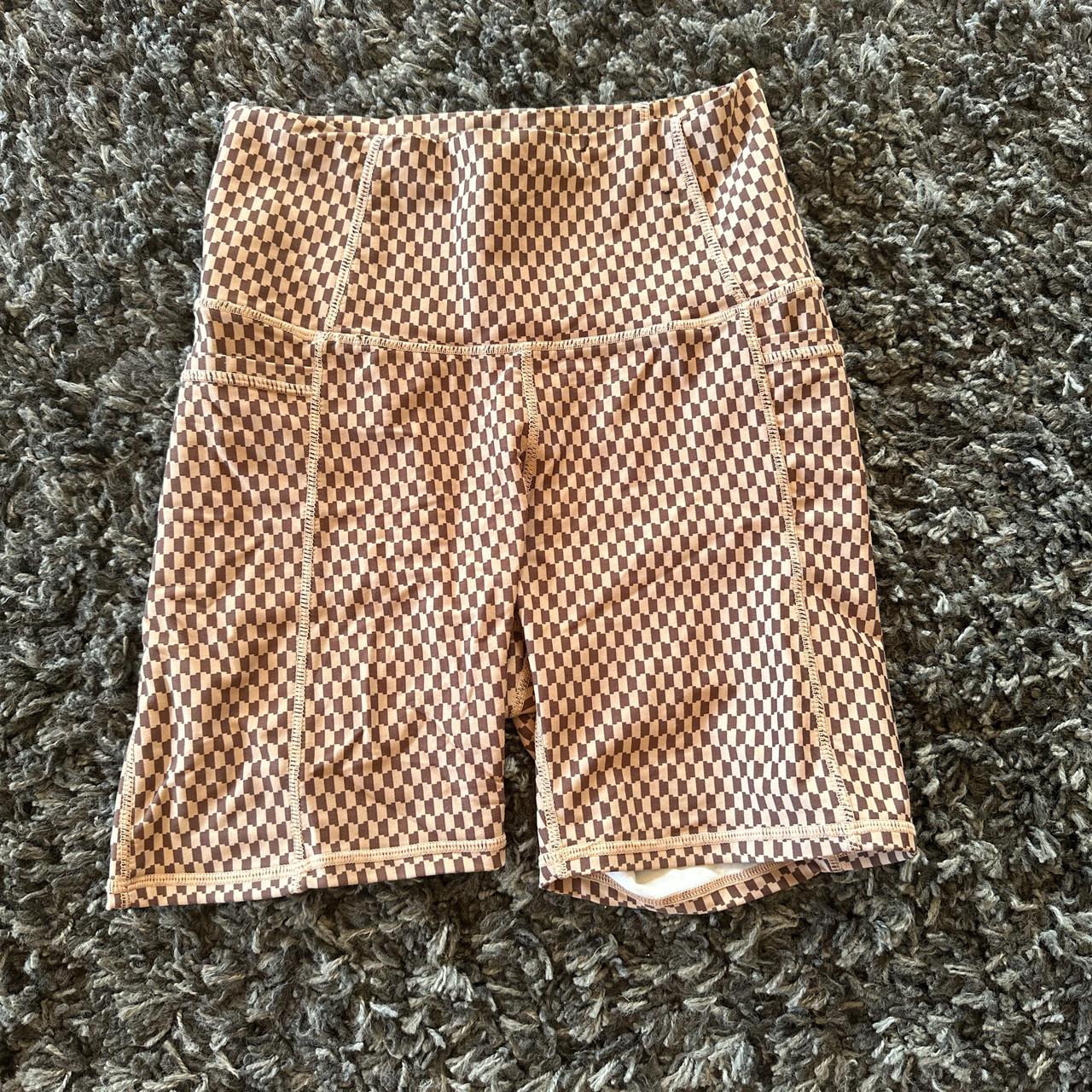 Tan and cream checkered biker shorts with 2x pockets | Depop