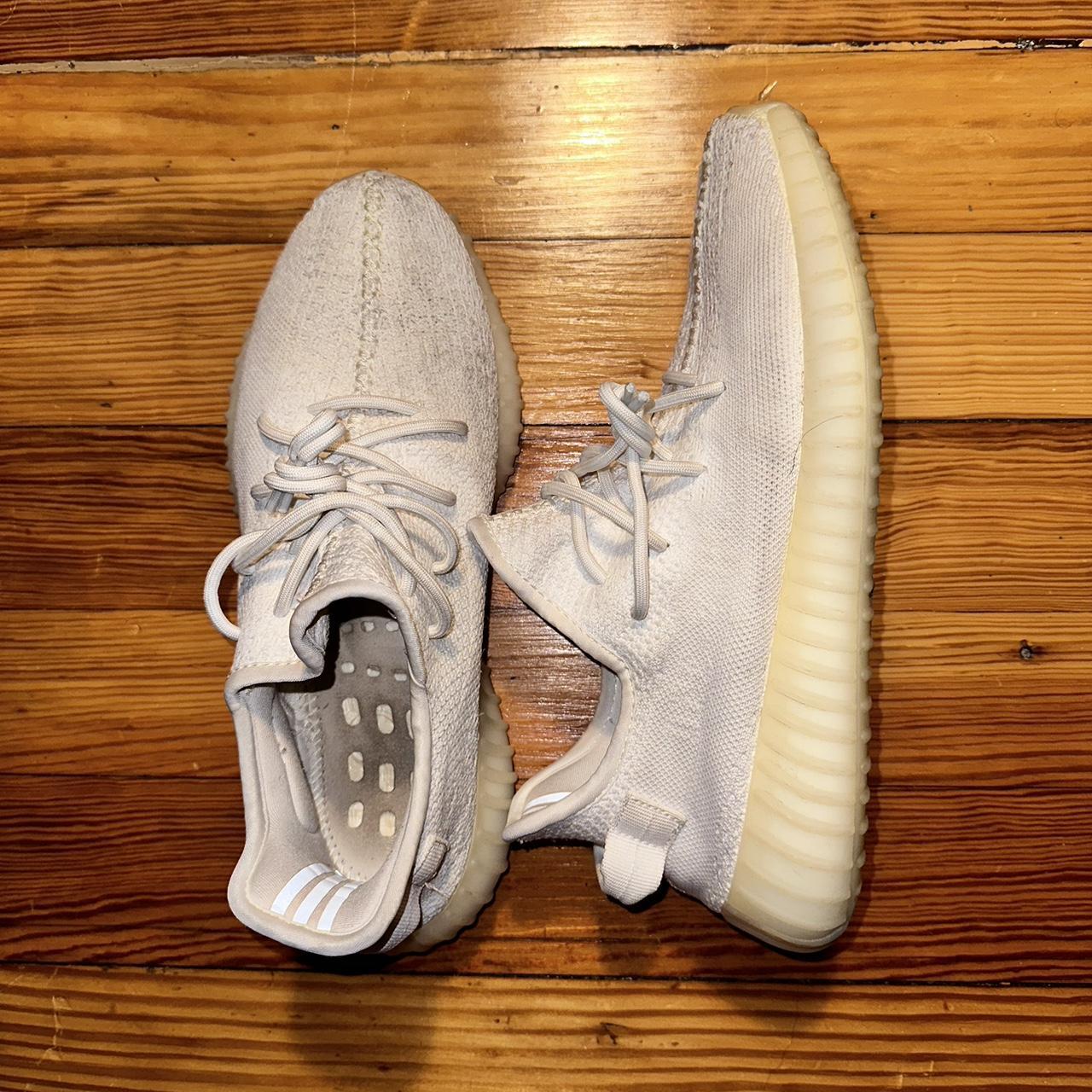 Yeezy Cream V2 (no box or insole) - Depop