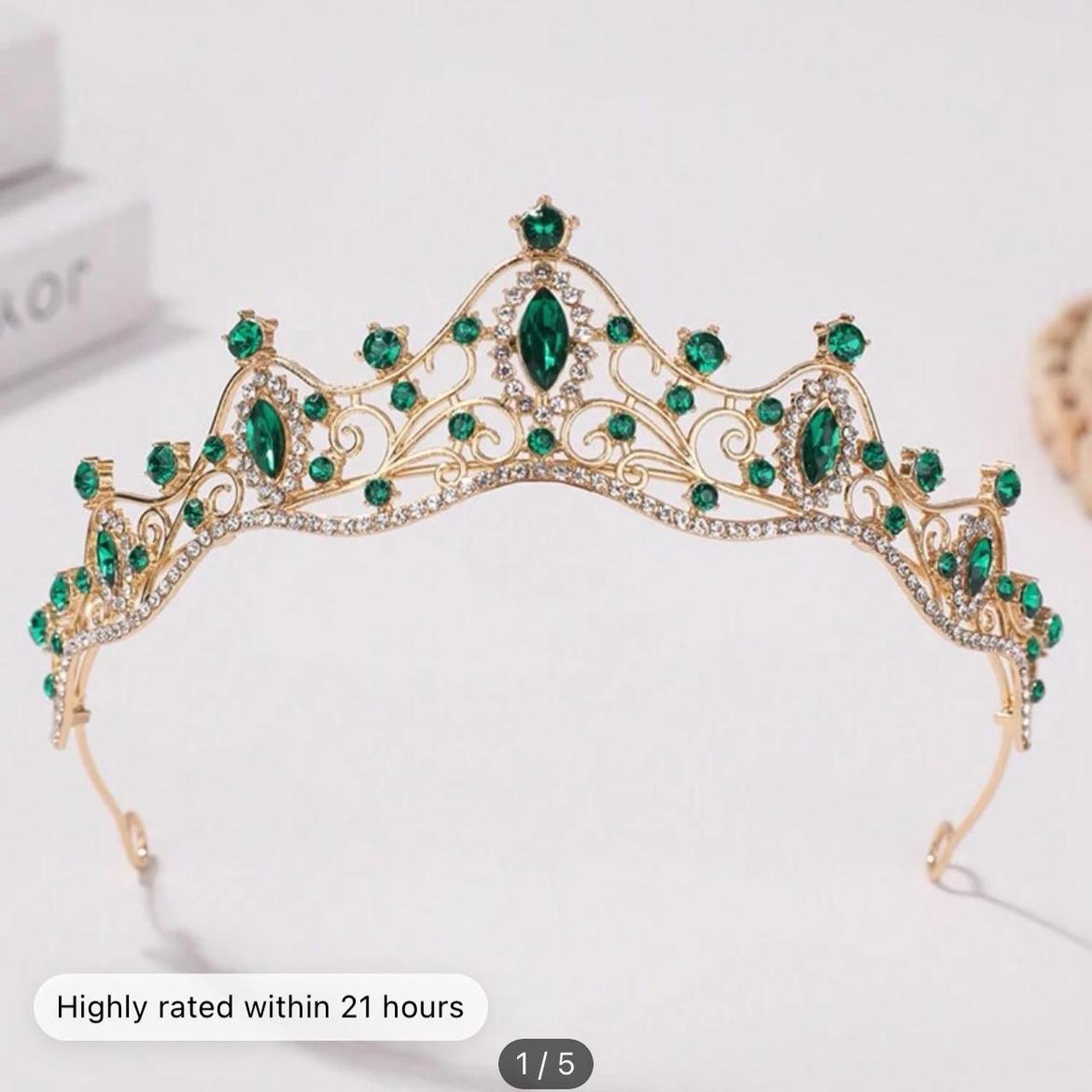 green princess tiara from shein - Depop