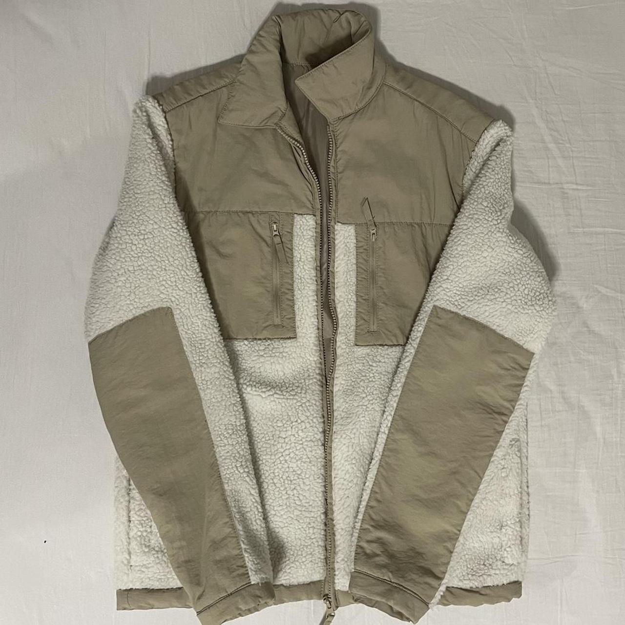 Beige fleece jacket Size : Small Open to offers - Depop