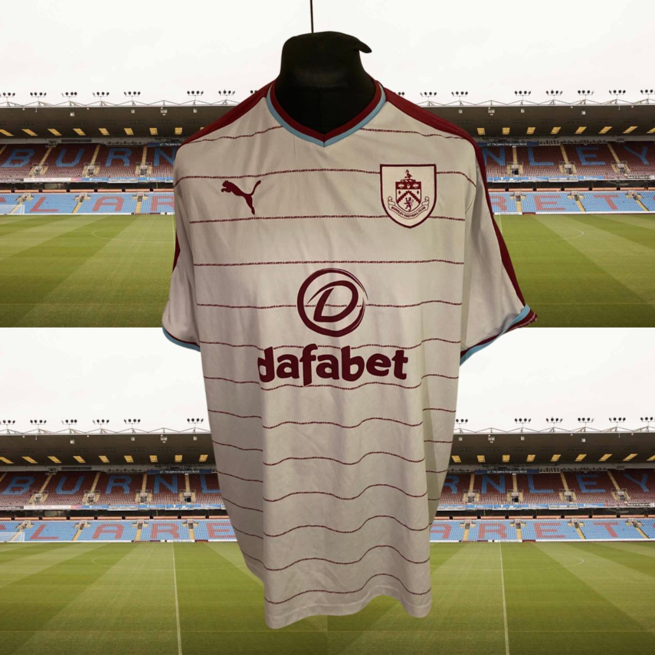BURNLEY 2017-18 AWAY FOOTBALL SHIRT Size:... - Depop