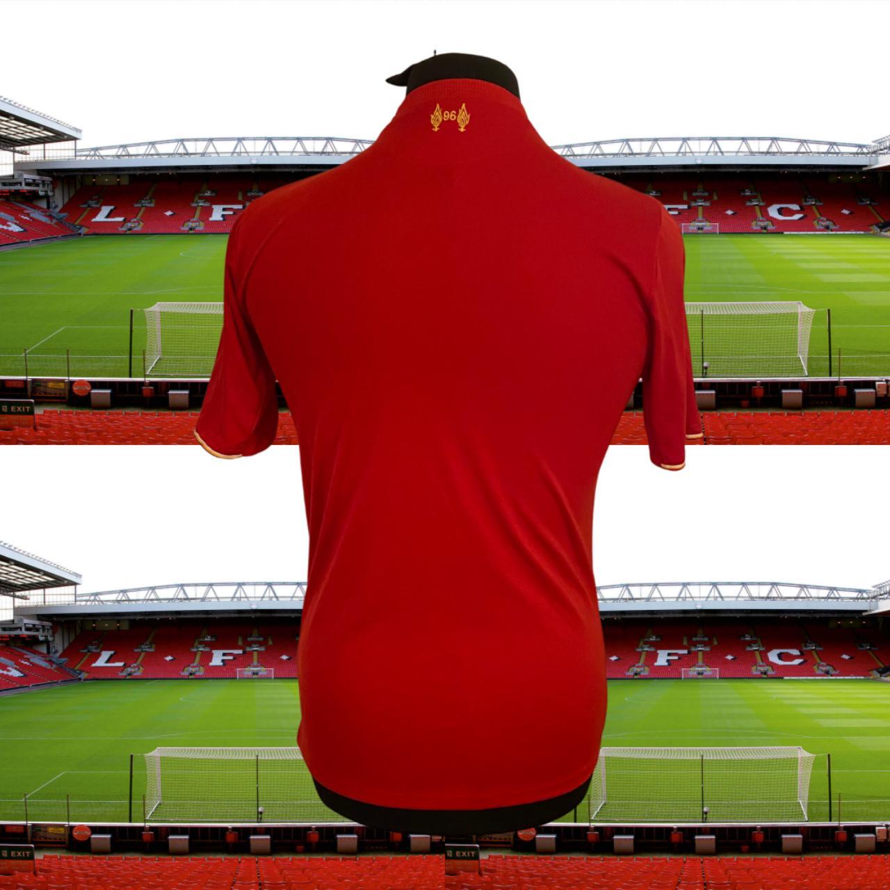 LIVERPOOL 2015-16 HOME FOOTBALL SHIRT Size: XL... - Depop