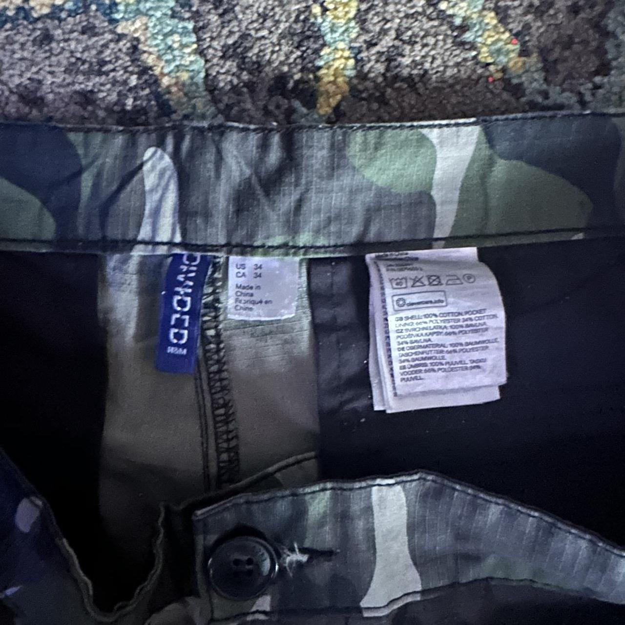 Green camouflage army fatigue cargo pants size 34 In... - Depop