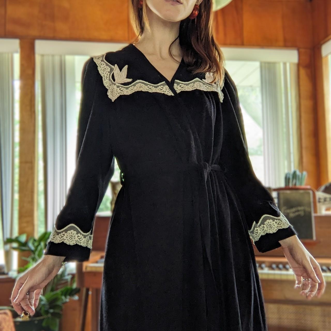 Vintage 80s 90s nightgown / robe. It's giving... - Depop