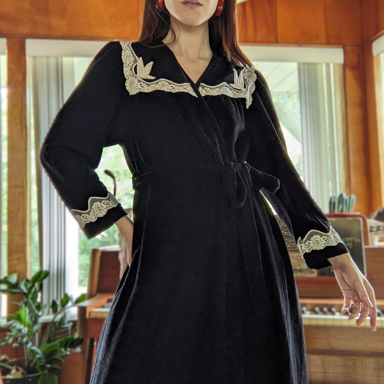 Vintage 80s 90s nightgown / robe. It's giving... - Depop