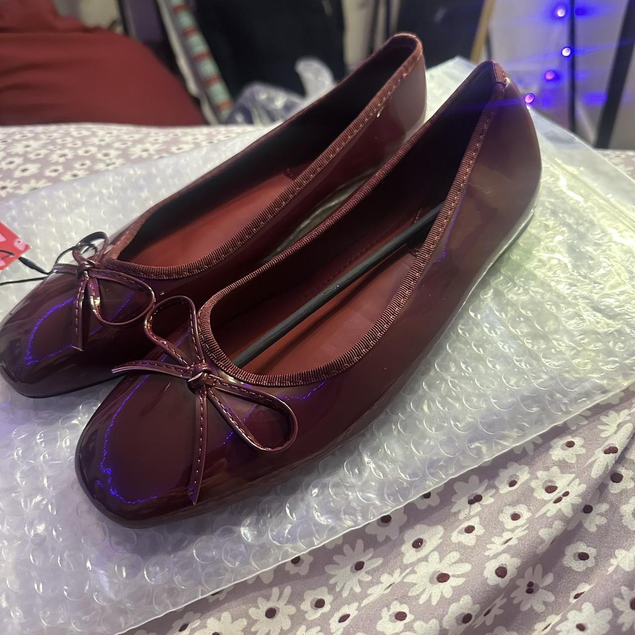 Cider Burgundy leather ballet flats with bow detail... - Depop