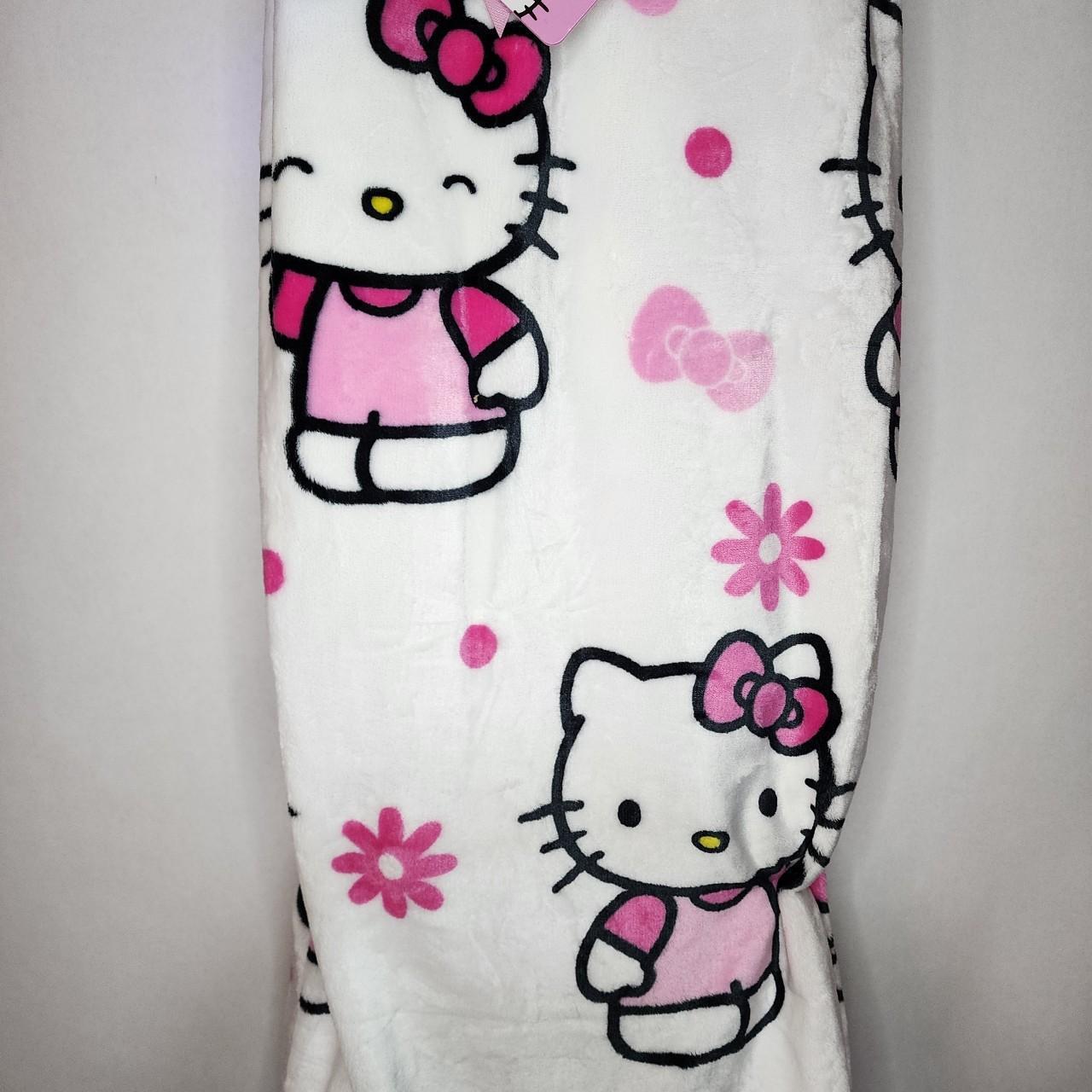 Hello Kitty Plush Throw Blanket 50 x 70 twin Size - Depop