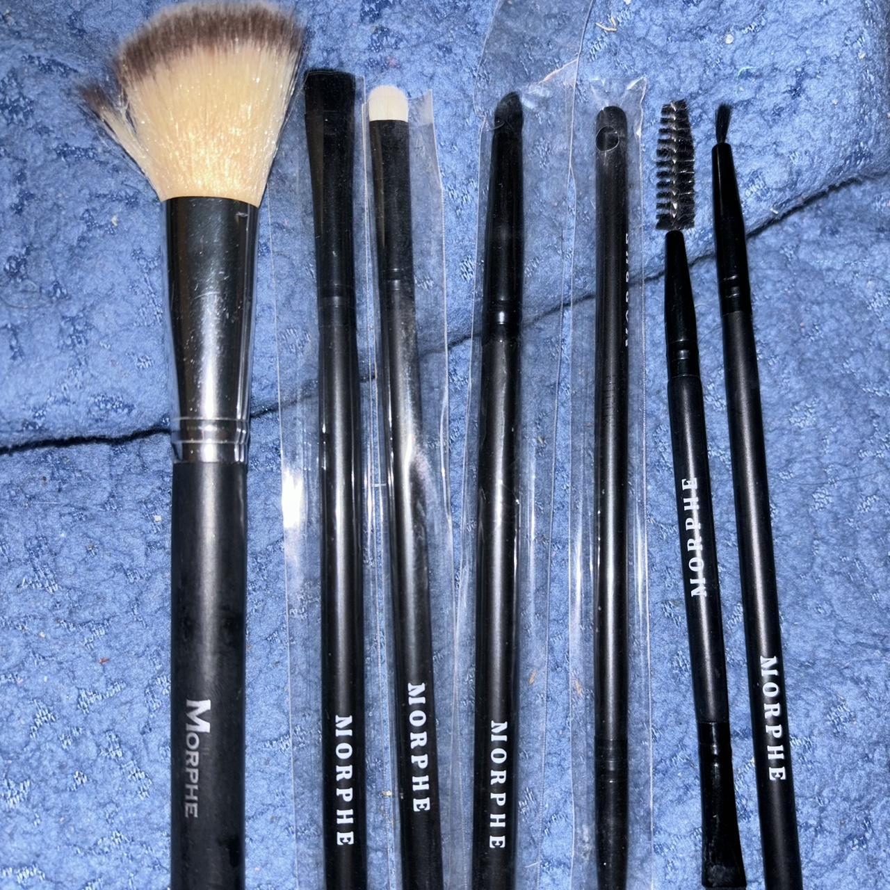 7 x Morphe Makeup Brushes. This contains 1 face... - Depop