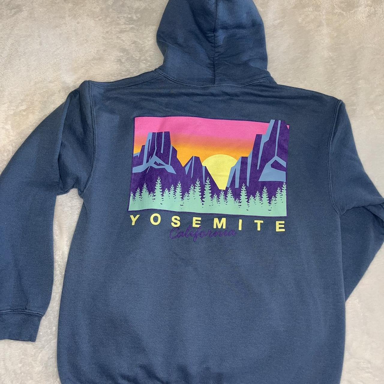 Yosemite hoodie - Depop