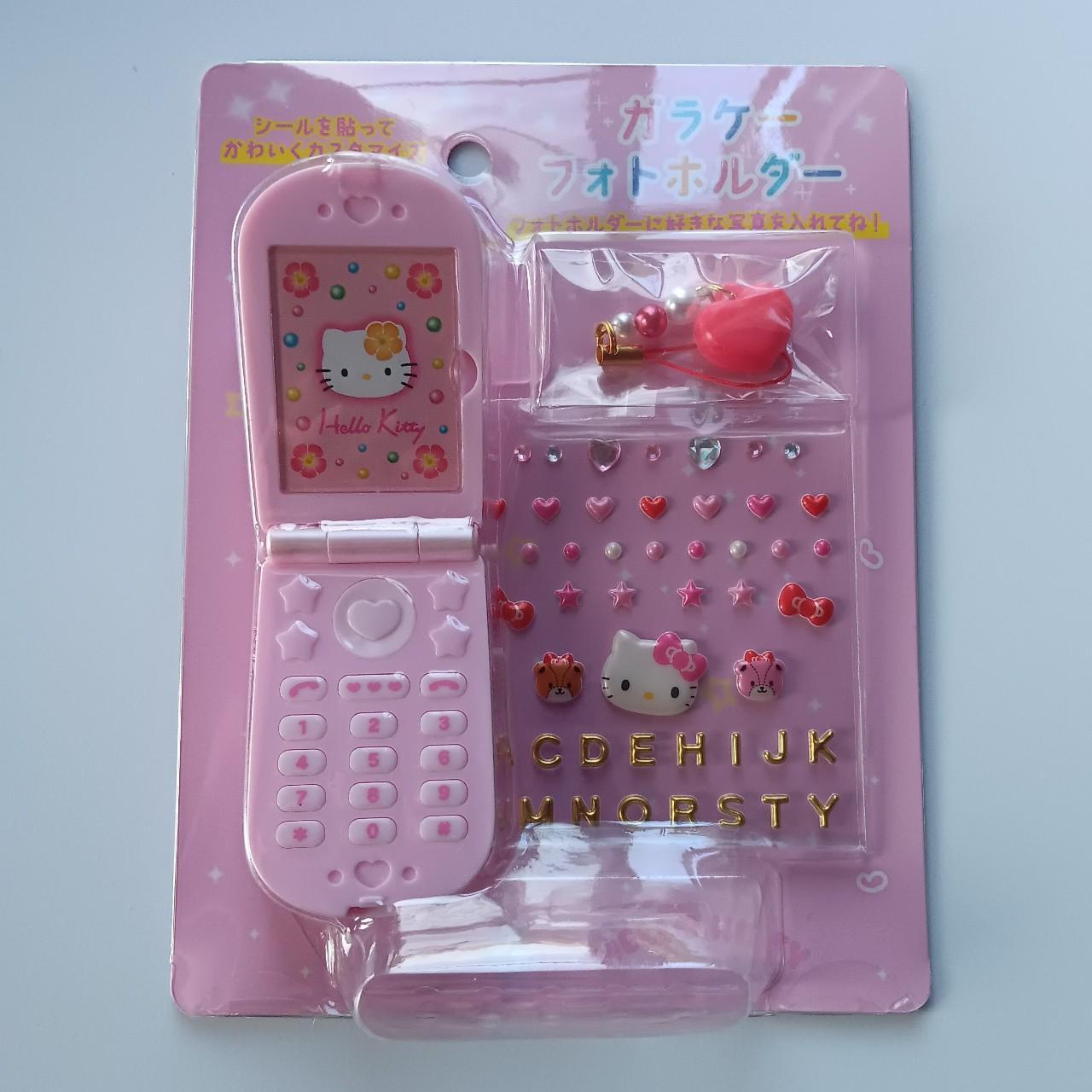 Hello Kitty Flip Phone Keychain New in packaging.... - Depop