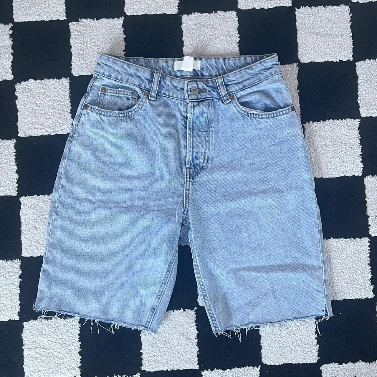 H&M cut off denim jorts Size 4 - Depop