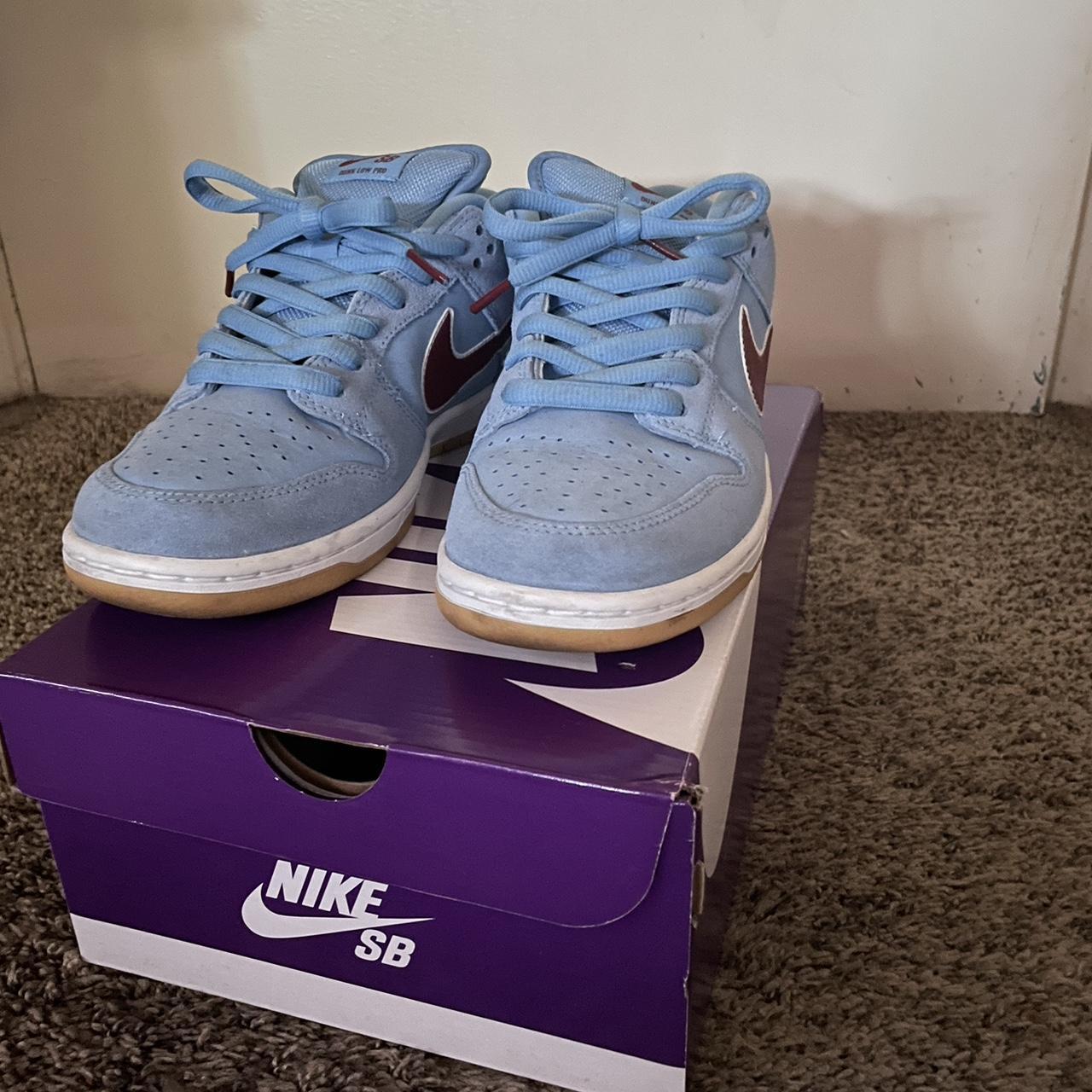 NIKE SB DUNKS “PHILLY” Size 8 Great condition... - Depop