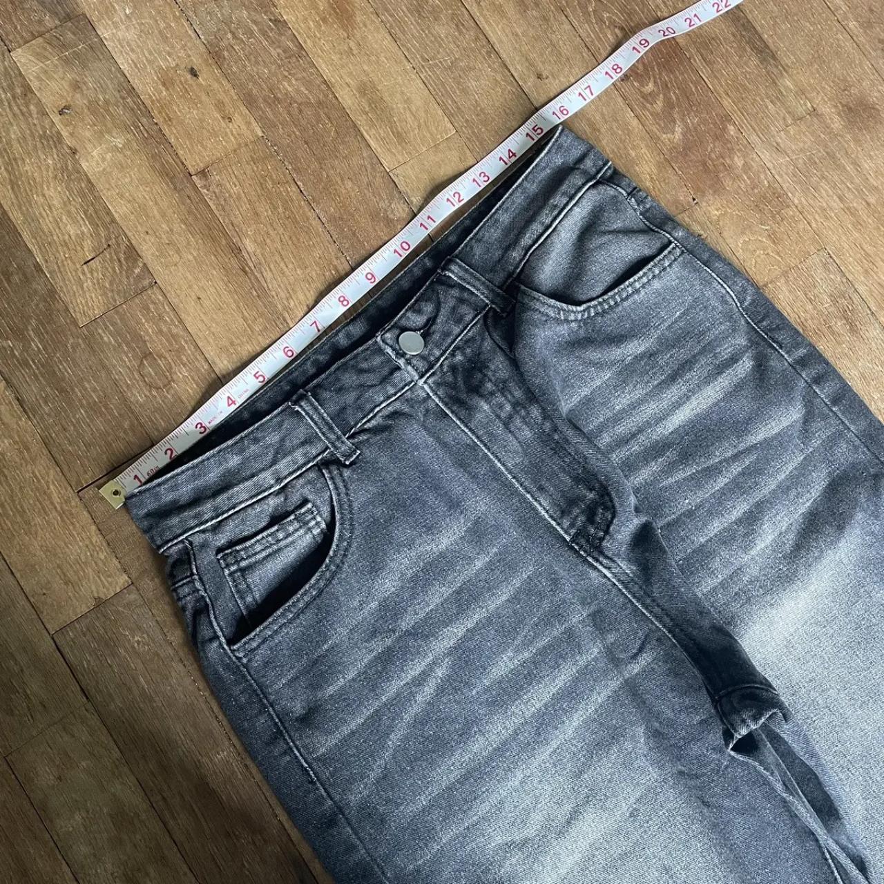 y2k/2000s colossal baggy faded grunge jeans size 32... - Depop