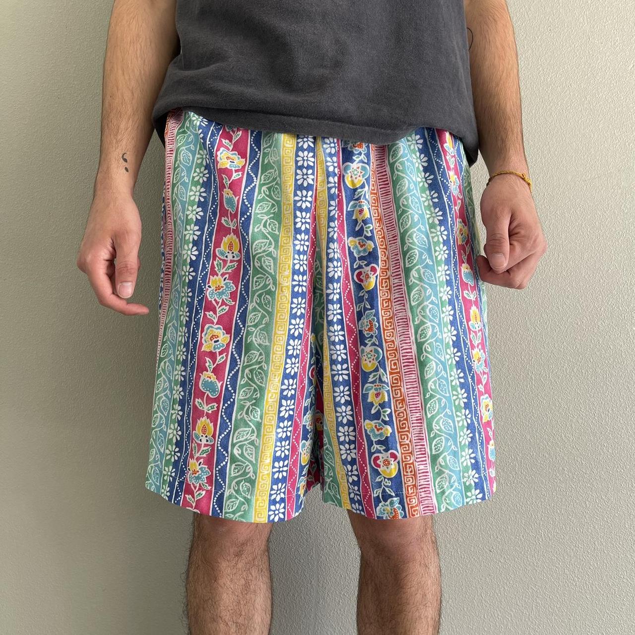 Vintage 1990s Super Lightweight Koret Baggy Floral... - Depop