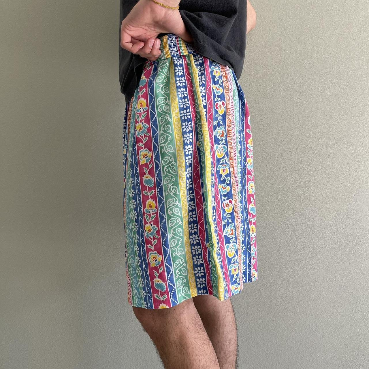 Vintage 1990s Super Lightweight Koret Baggy Floral... - Depop