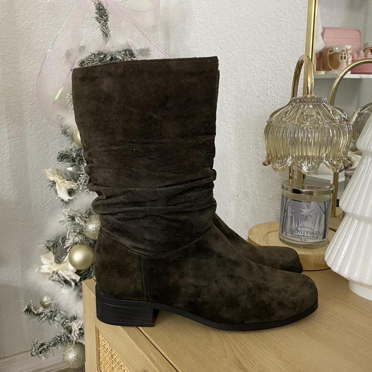 🍒🤎 Brown Suede Leather Boots 🤎🍒 • Brand - Basic... - Depop