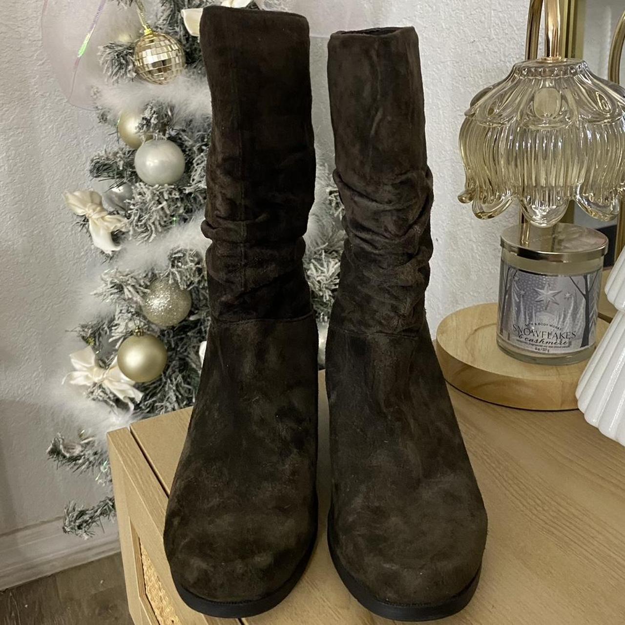 🍒🤎 Brown Suede Leather Boots 🤎🍒 • Brand - Basic... - Depop