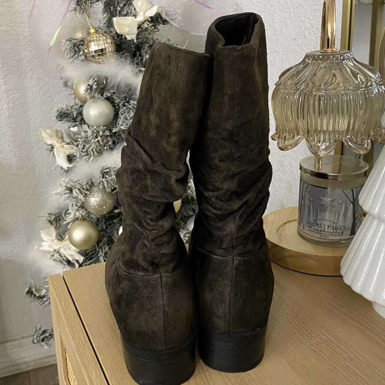 🍒🤎 Brown Suede Leather Boots 🤎🍒 • Brand - Basic... - Depop