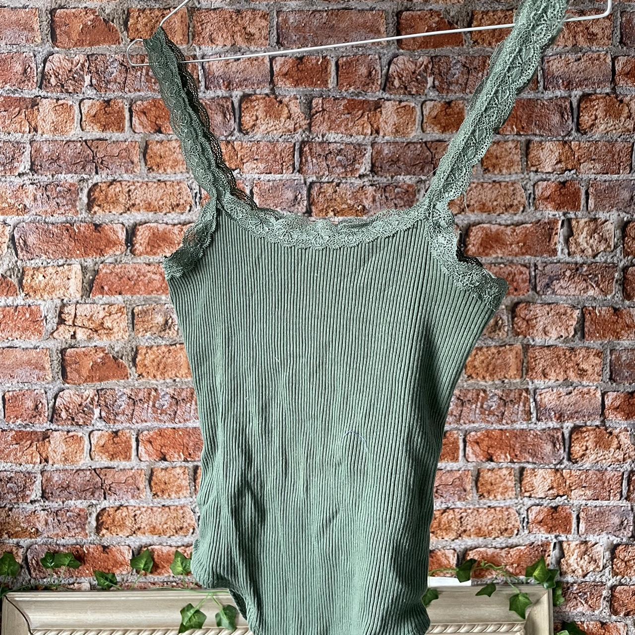 Really pretty green lace bodysuit - Depop